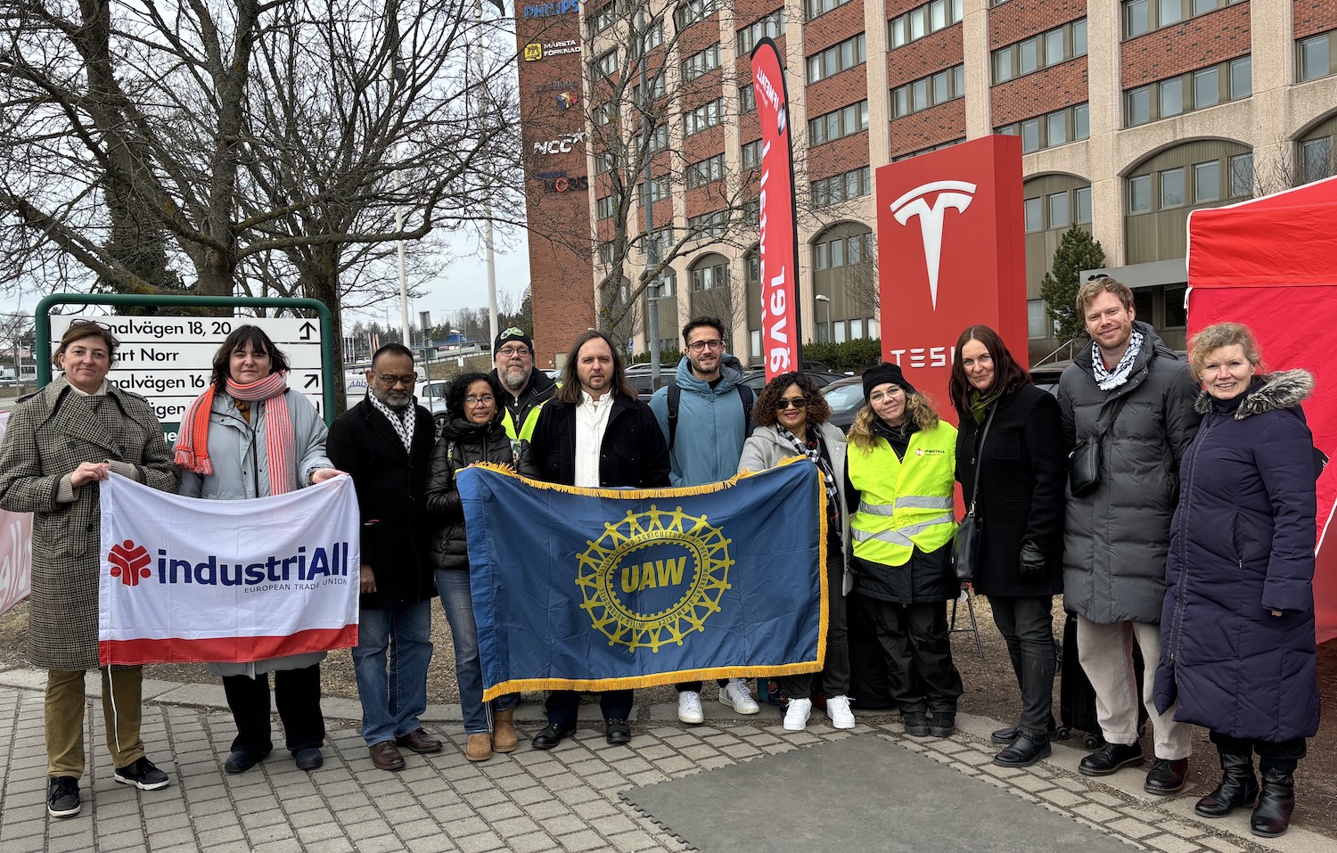 UAW Supports Striking Tesla Workers in Sweden - USA Works
